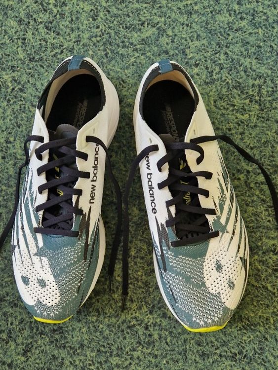 Laufschuhe New Balance COMPETITION 1500 V6 Grösse 44.5 (Neu (gemäss ...