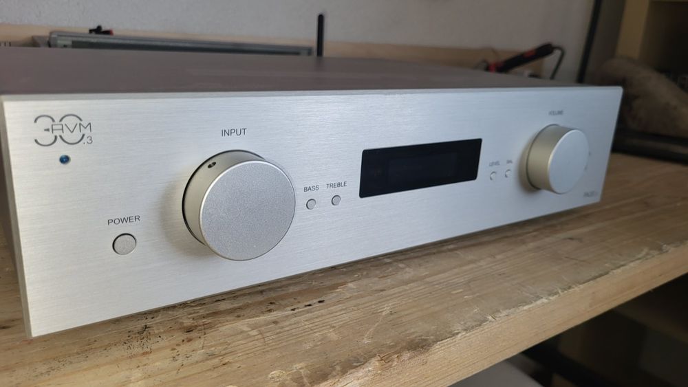 AVM 30 PA 30.3 Pré-ampli avec Phono / DAC / USB / BT (Gebraucht) in ...