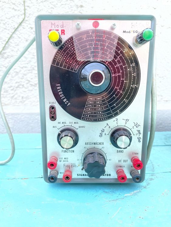 Frequenz Generator antikes Modell (Gebraucht) in Bern für CHF 40 – mit ...