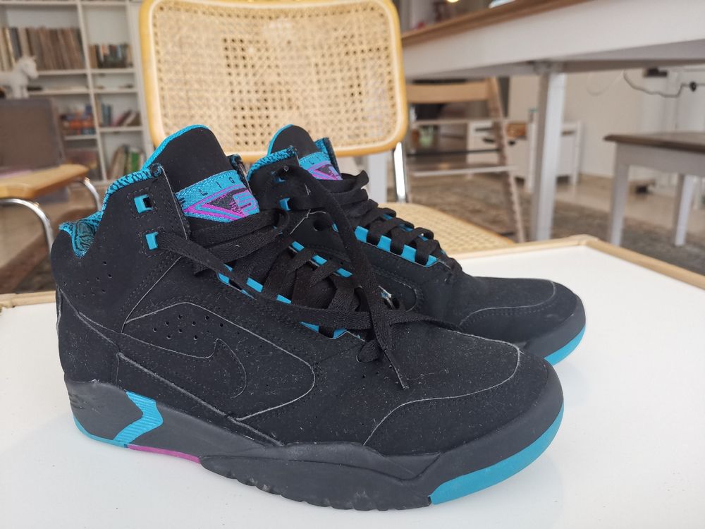 Nike Air Flight 40 (Gebraucht) in Erlinsbach SO für CHF 20 – mit ...