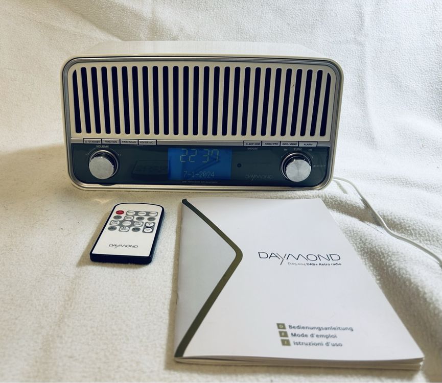 DAB Retro Radio von Daymond mit Fernbedienung (Gebraucht) in ...