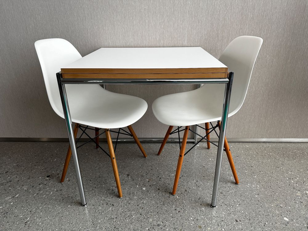 Classicon "Jean" Table von Eileen Grey | Kaufen auf Ricardo