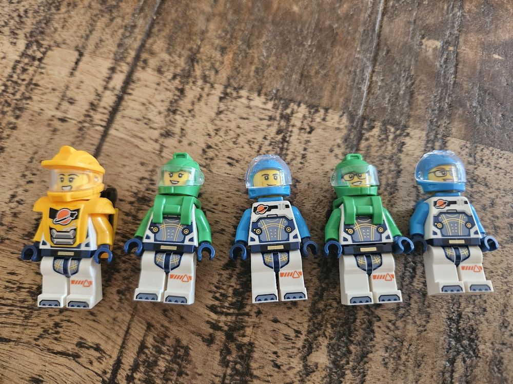 lego figurines city space exploration les 5 minifigurines (Gebraucht ...