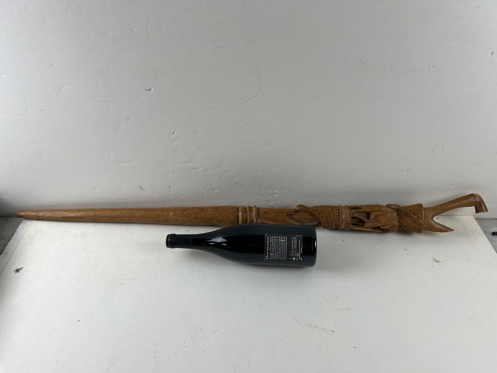 Handgeschnitzter Holzstab /Stock Vermutlich aus Afrika. (Gebraucht) in ...