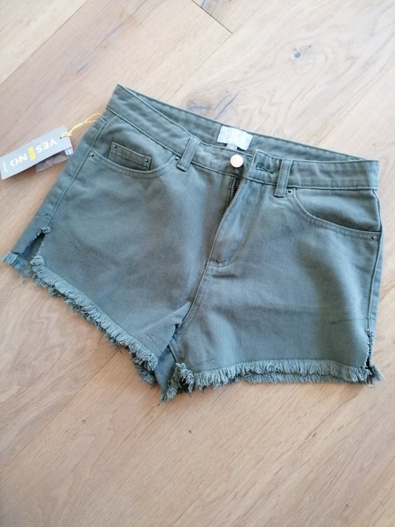 Jeans shorts neu | Kaufen auf Ricardo