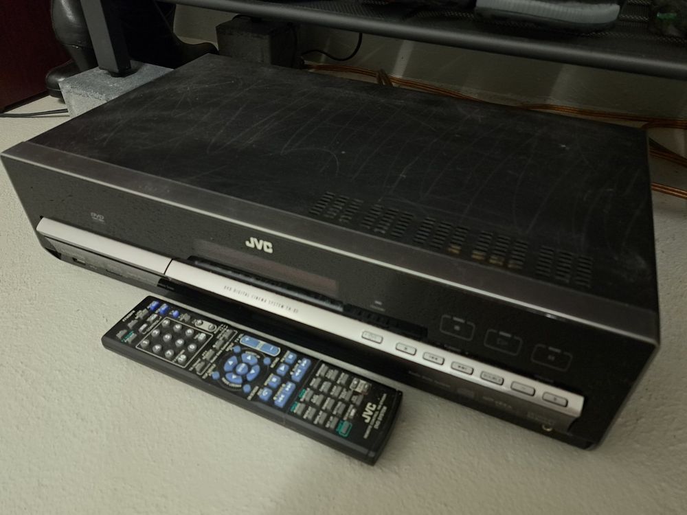 JVC THD-50 Heimkino-Verstärker mit Blu-ray HDMI USB OPT (Gebraucht) in Rüdlingen für CHF 11 ...