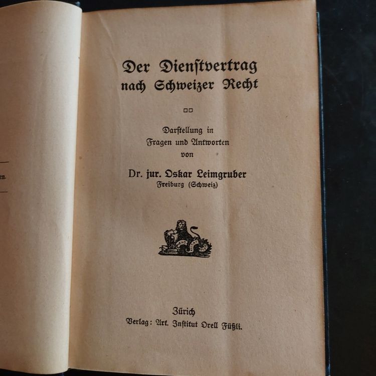 Der Dienstvertrag nach Schweizer Recht (Gebraucht) in Opfikon für CHF 2 ...