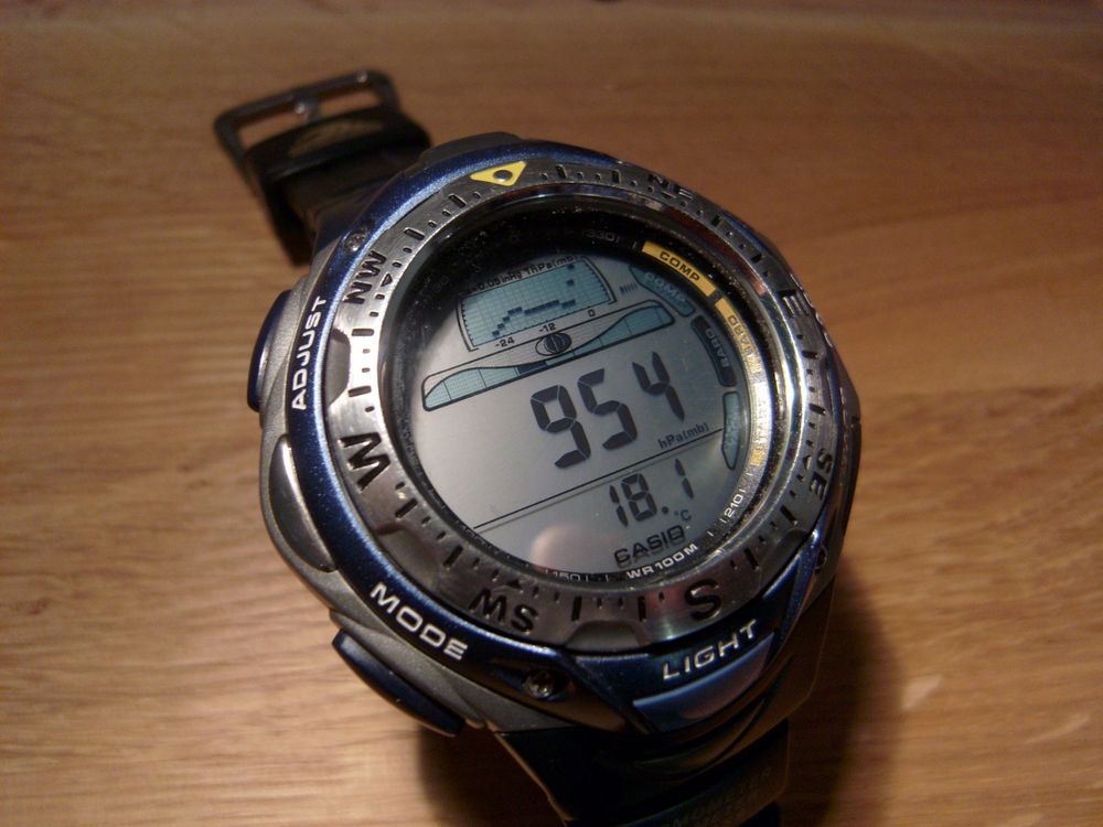 Vintage Casio Sea-Pathfinder Uhr, e-Kompass, BARO, Moon-Age | Kaufen ...