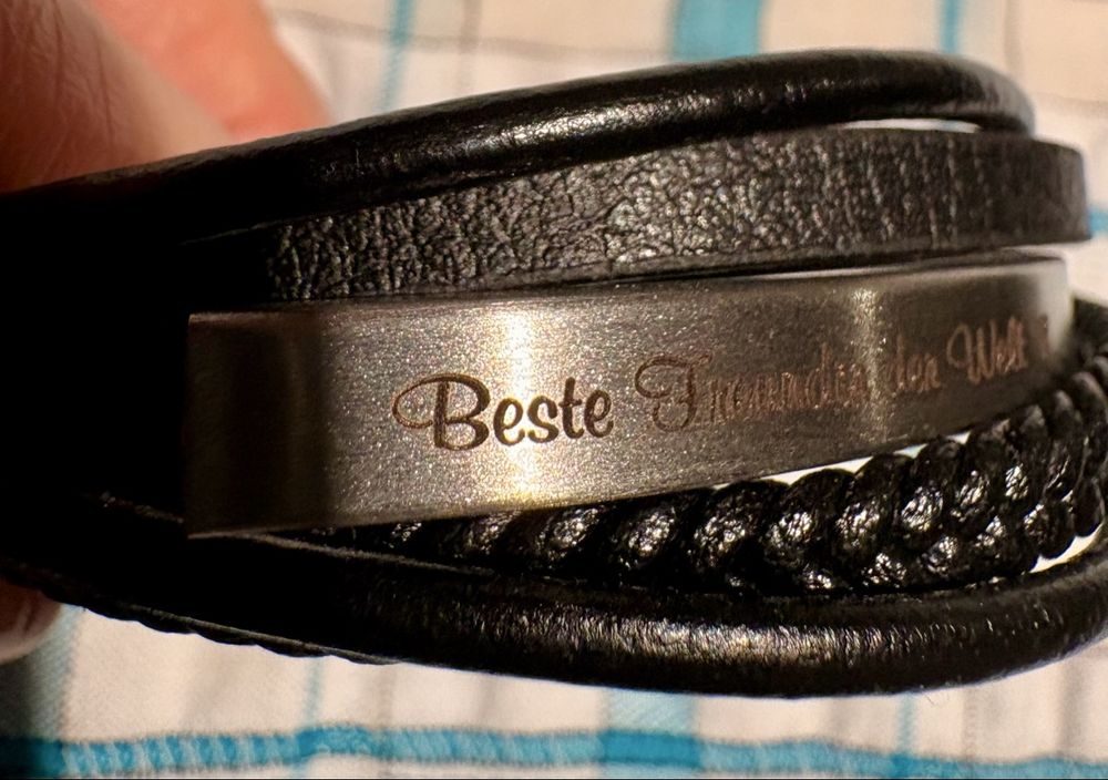 Armband mit Gravur "Beste Freundin der Welt” echt Leder NEU (Neu und ...