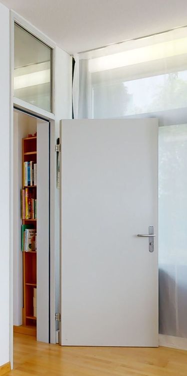Porte avec Cadre en fer env 800x2000 et hauteur 270cm (D'occasion) à ...