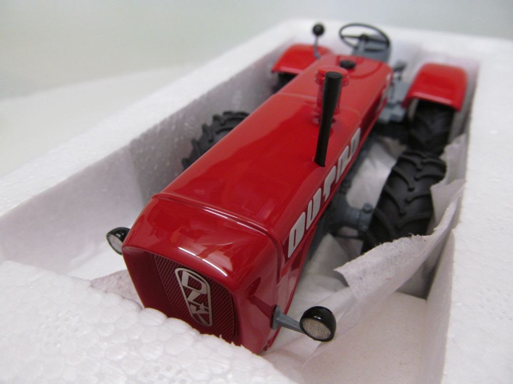 DUTRA D4K TRAKTOR RESIN 1:32 NEU | Kaufen auf Ricardo