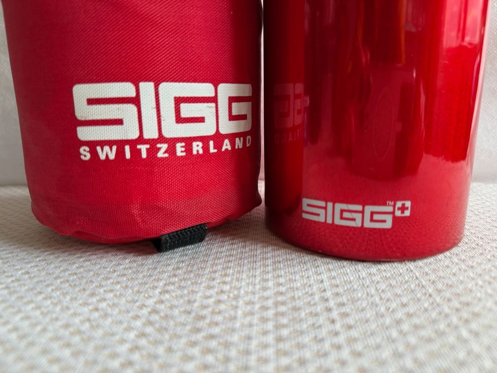 SIGG - Gourde - Bouteille - rouge métallisé - 1,5L (D'occasion) à Sion ...