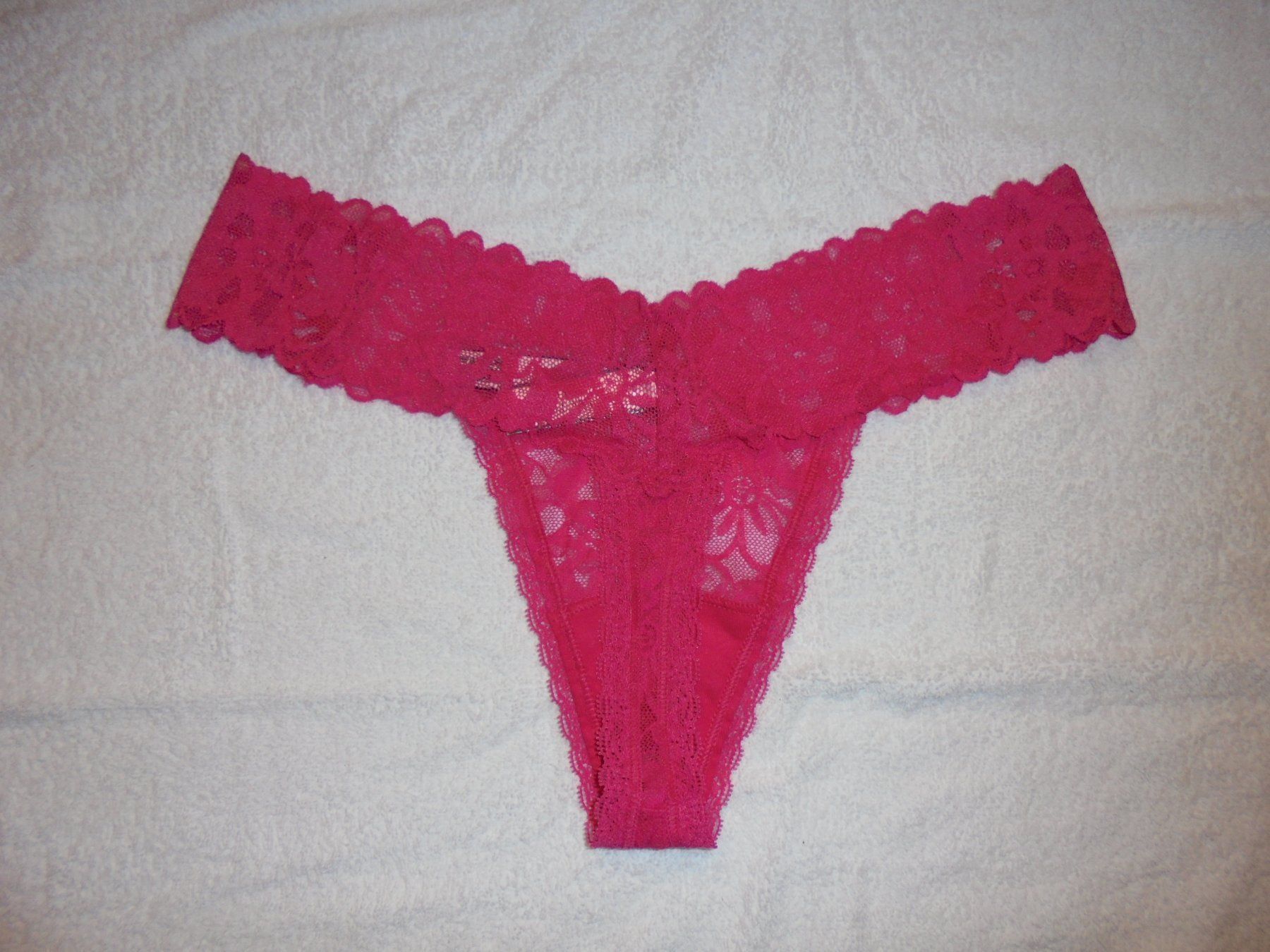 VICTORIA'S SECRET LACIE THONG, M, NEU, MIT RIEMCHENDETAIL... (Neu und ...