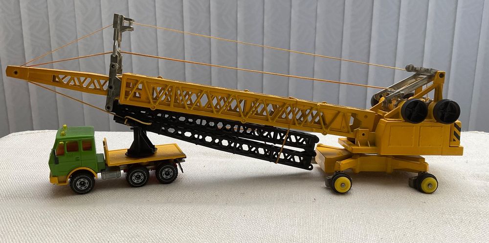 SIKU 4011 Mercedes Laster mit Turmdrehkran Msst: 1:55 (Gebraucht) in ...
