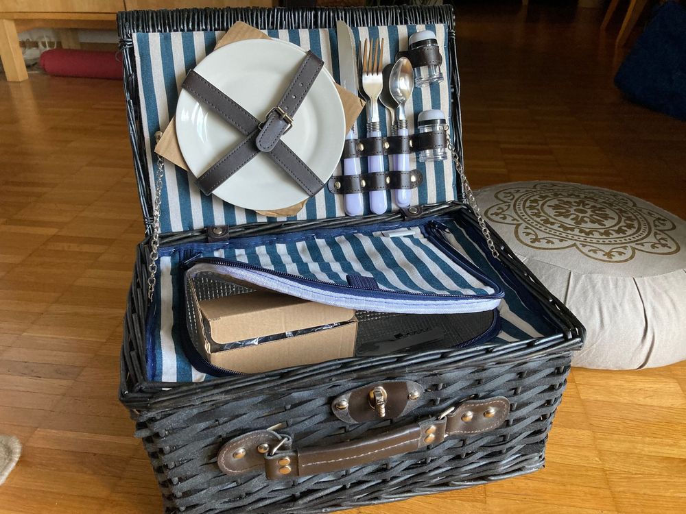 Picknick Korb neu (Gebraucht) in Hombrechtikon für CHF 33 – nur Abholung auf Ricardo kaufen