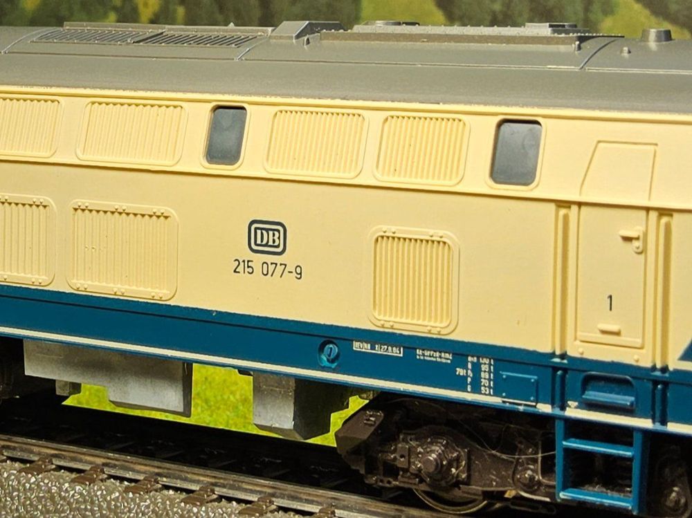 Roco 69493 __ Lokmotive BR 215 __ OVP _ AC digital Spur H0 (Gebraucht ...