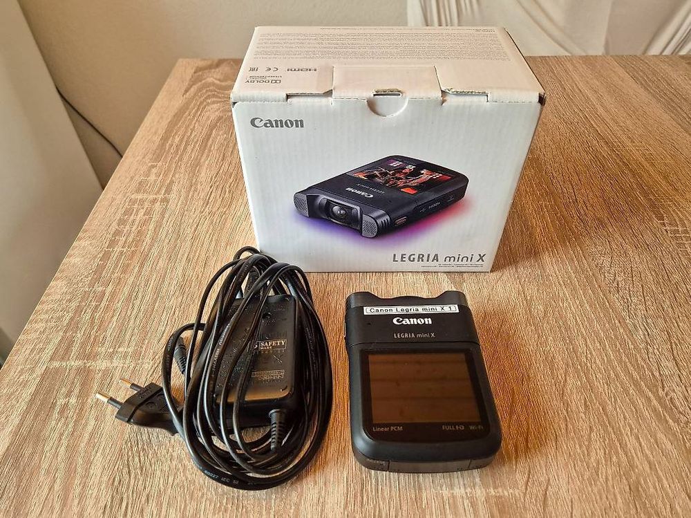Canon Legria Mini X Camcorder Blogger-Kamera mit Touchscreen (Gebraucht ...