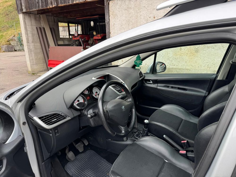 Peugeot 207 SW Outdoor, 1.6 i 16v | Acheter sur Ricardo