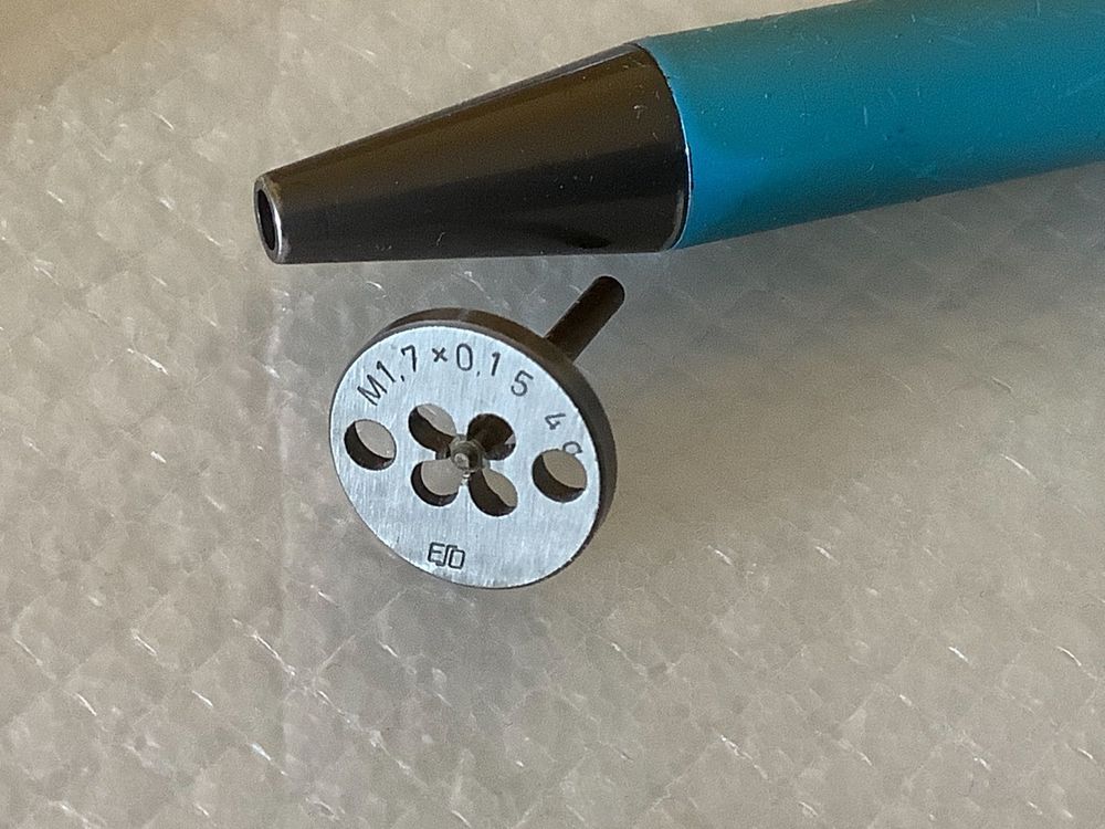 M 1.7 x 0.15 Schneideisen Filière, Neu von ESO Swiss (Neu (gemäss Beschreibung)) in Widnau für ...