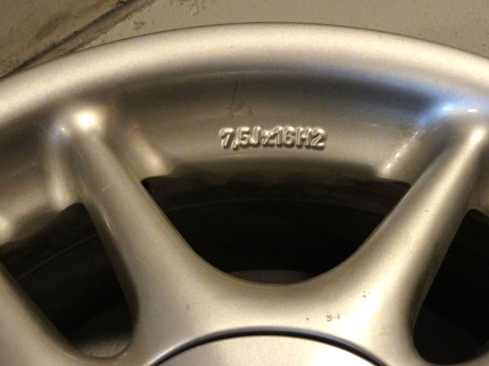 4 Alufelgen AZEV zu Renault Alpine V6 Turbo | Kaufen auf Ricardo