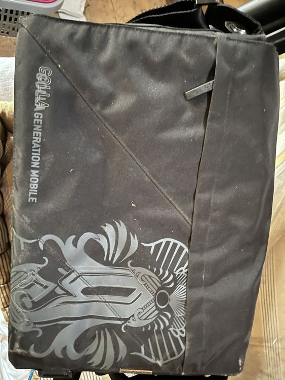 Golla laptop Umhängetasche Generation Mobile schwarz | Kaufen auf Ricardo