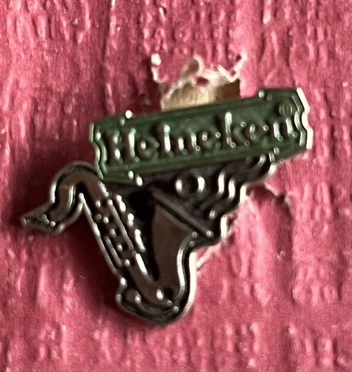 Heineken Bier 🍺 Pin (Gebraucht) in Itingen für CHF 2 – mit Lieferung ...