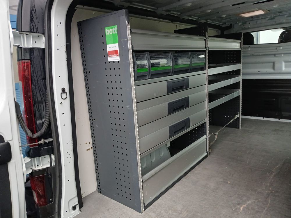 Regale Fur Transporter