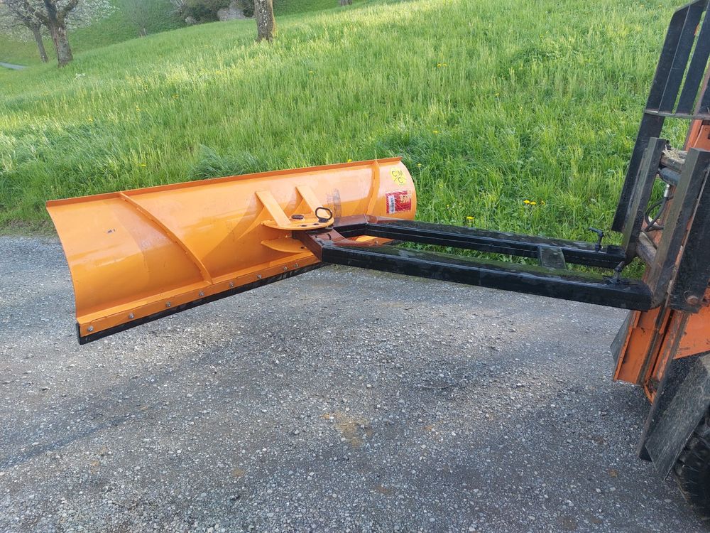 Schneepflug Schnee Schieber Stapler (Gebraucht) in Immensee für CHF 299 – nur Abholung auf ...