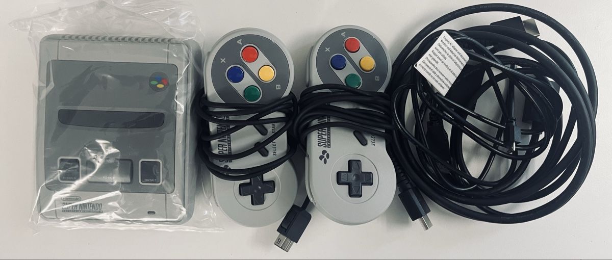Super Nintendo Classic Mini - Konsole mit 2 Controller (Gebraucht) in ...