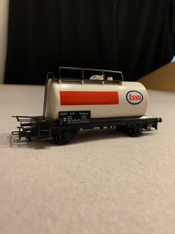 Märklin H0 Esso Wagen 4441 (Gebraucht) in Wollerau für CHF 6 – mit Lieferung auf Ricardo kaufen