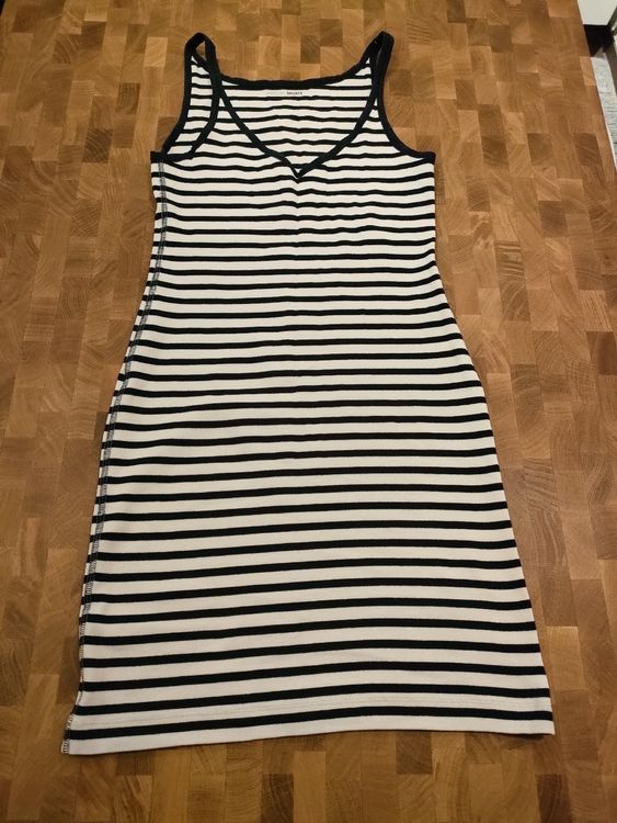 sportliches Sommerkleid (Gebraucht) in Oberengstringen für CHF 7.5 – mit Lieferung auf Ricardo ...