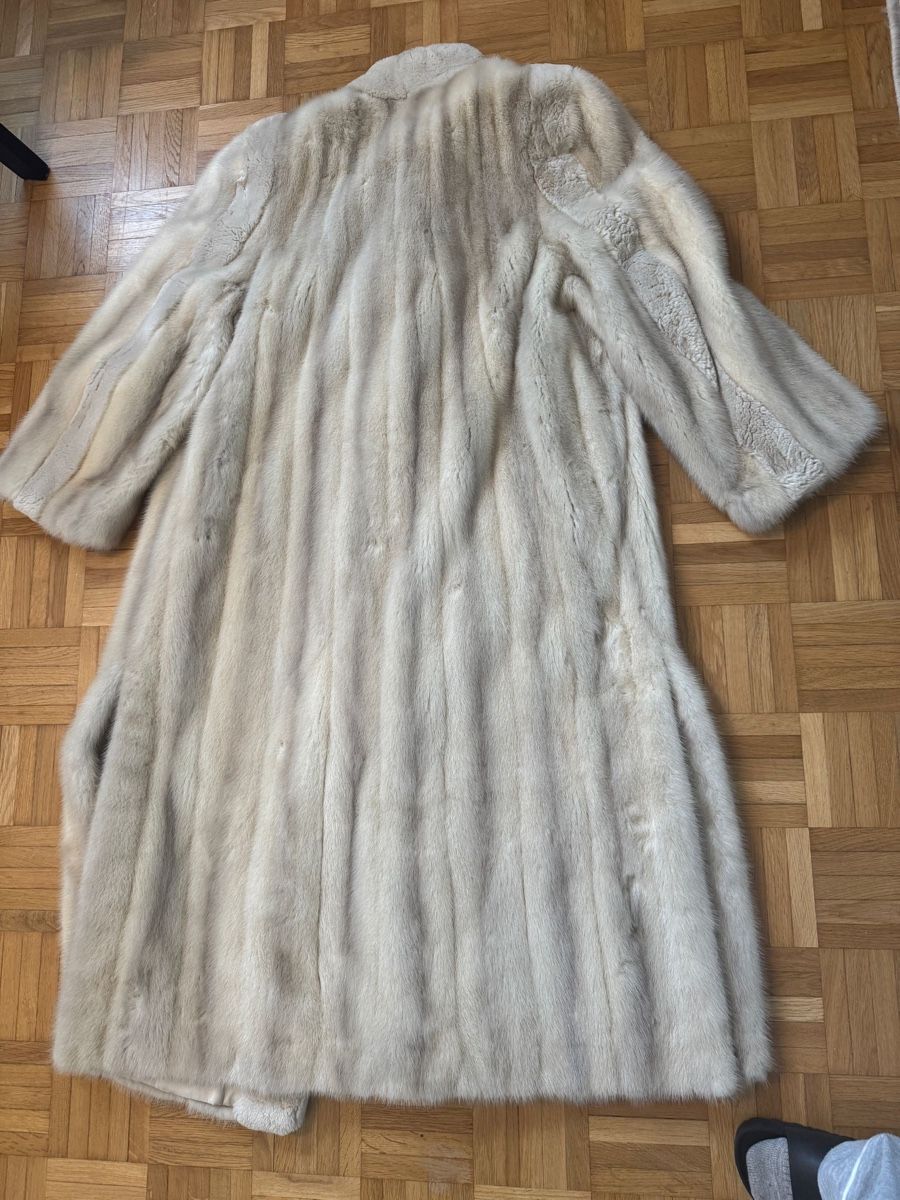 Winter Eleganz: Edler Vintage Mantel, Grösse S-M, Top Zustan (Gebraucht ...