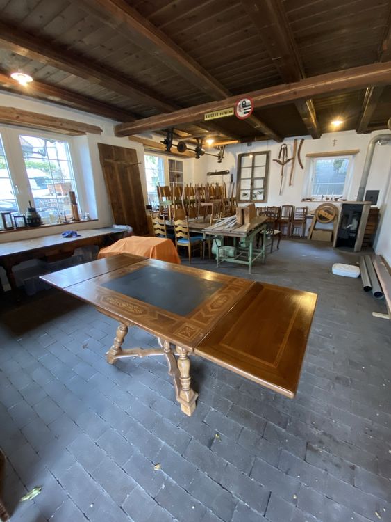 Massiver Holztisch ausziehbar (Gebraucht) in Maisprach für CHF 299 – nur Abholung auf Ricardo kaufen