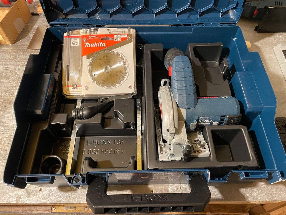 Bosch GKS 12V-26 + zwei Sägeblätter und L-BOXX (Gebraucht) in Basel für ...