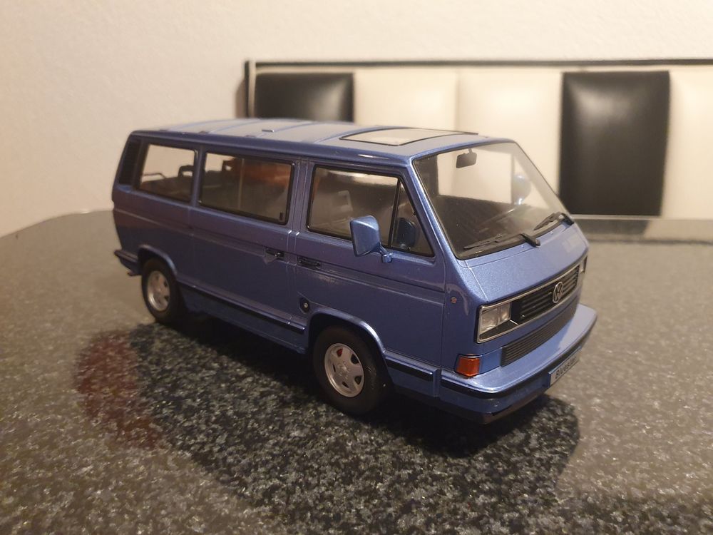 Modell VW T3 Bluestar Bus KK-scale 1:18 | Kaufen auf Ricardo Modell VW T3 Bluestar Bus KK-scale 1:18 | Kaufen auf Ricardo