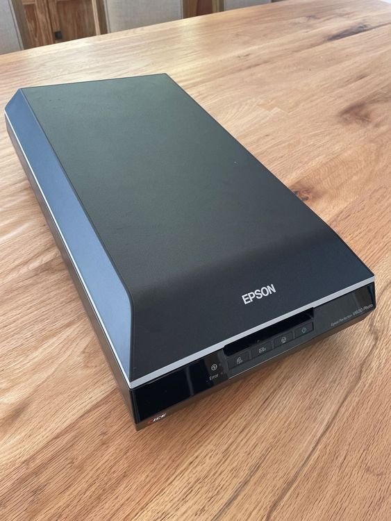 Epson Perfection V600 Photo Flachbettscanner | Kaufen auf Ricardo