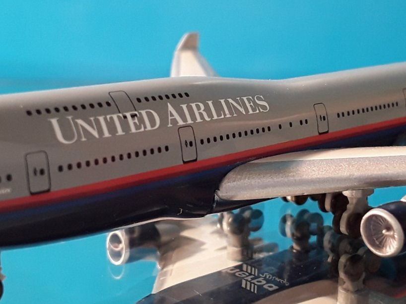 Modellflugzeug _ United Airlines _ Boeing B747 _ 1:500 (Gebraucht) in ...