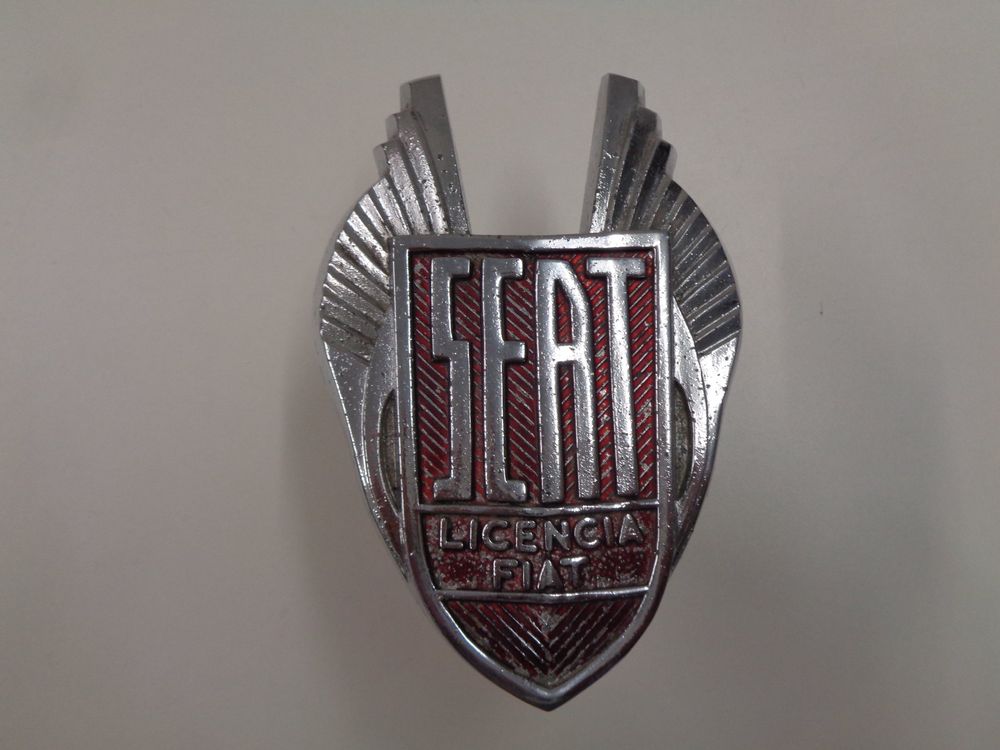 Altes SEAT Emblem (Licencia FIAT) (Gebraucht) in Bäretswil für CHF 15 ...