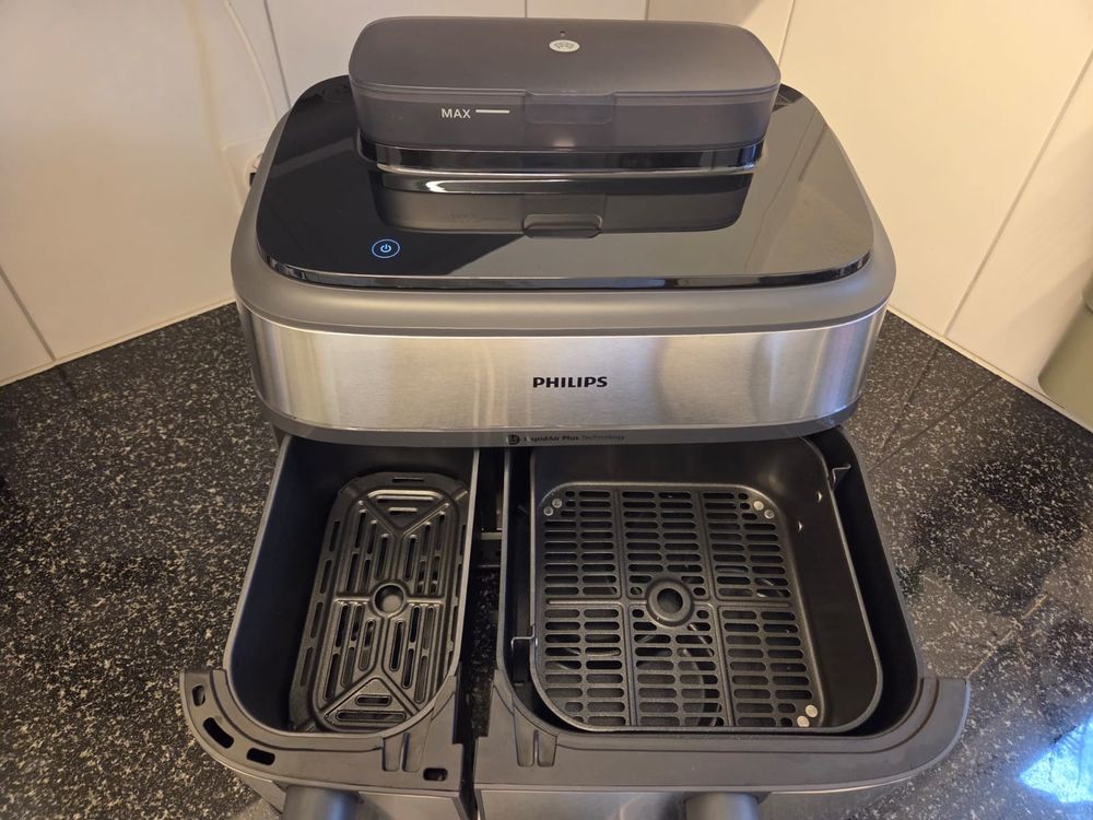 Philips Steam Airfryer NA555/09 Dual Basket, neuwertig (Gebraucht) in ...