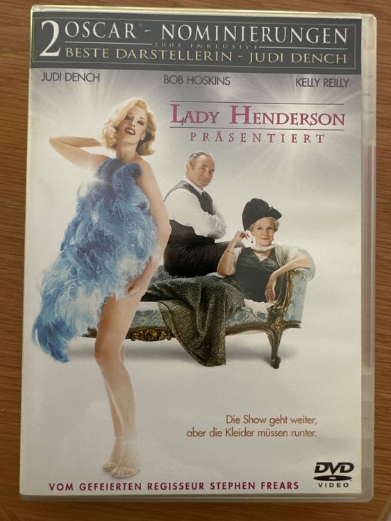 Lady Henderson präsentiert... (Gebraucht) in Birmensdorf ZH für CHF 4 ...