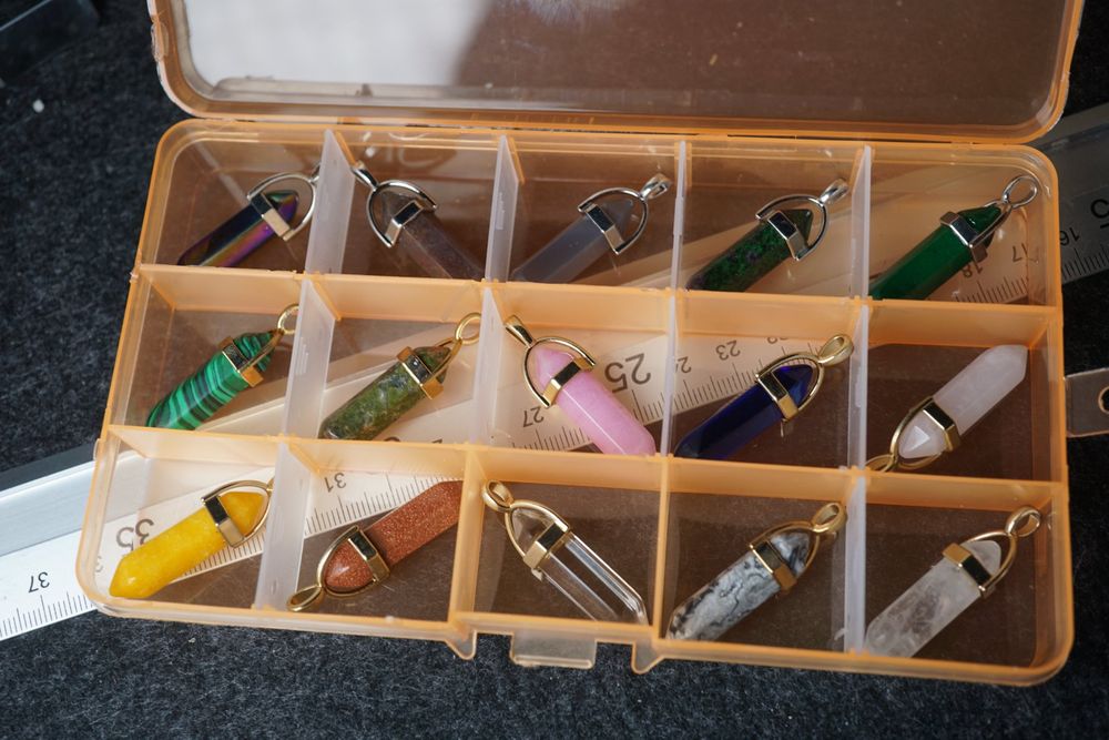 Anhänger Doppelnder aus Stein 15 Stück in einer Box (Neu und originalverpackt) in Eschenbach SG ...