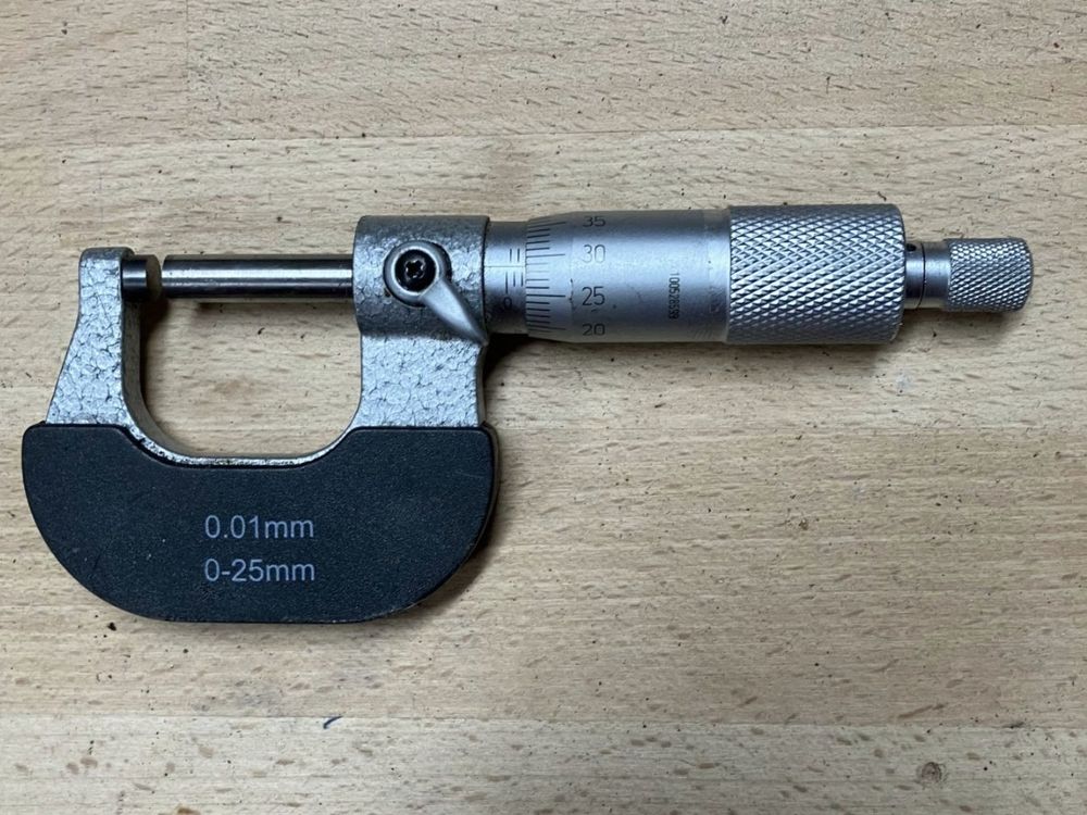 Mikrometer (Gebraucht) in Rudolfstetten für CHF 10 – mit Lieferung auf ...