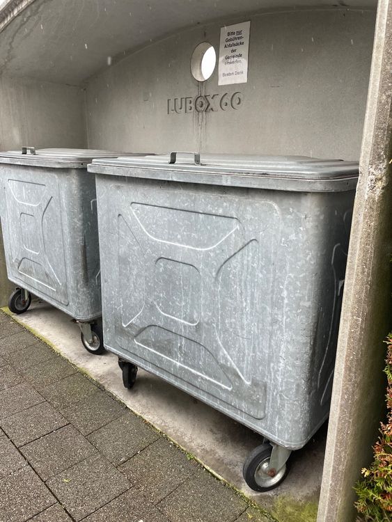 1 Stk. Abfallcontainer Ochsner 800l (Gebraucht) in Schindellegi für CHF 100 – nur Abholung auf ...