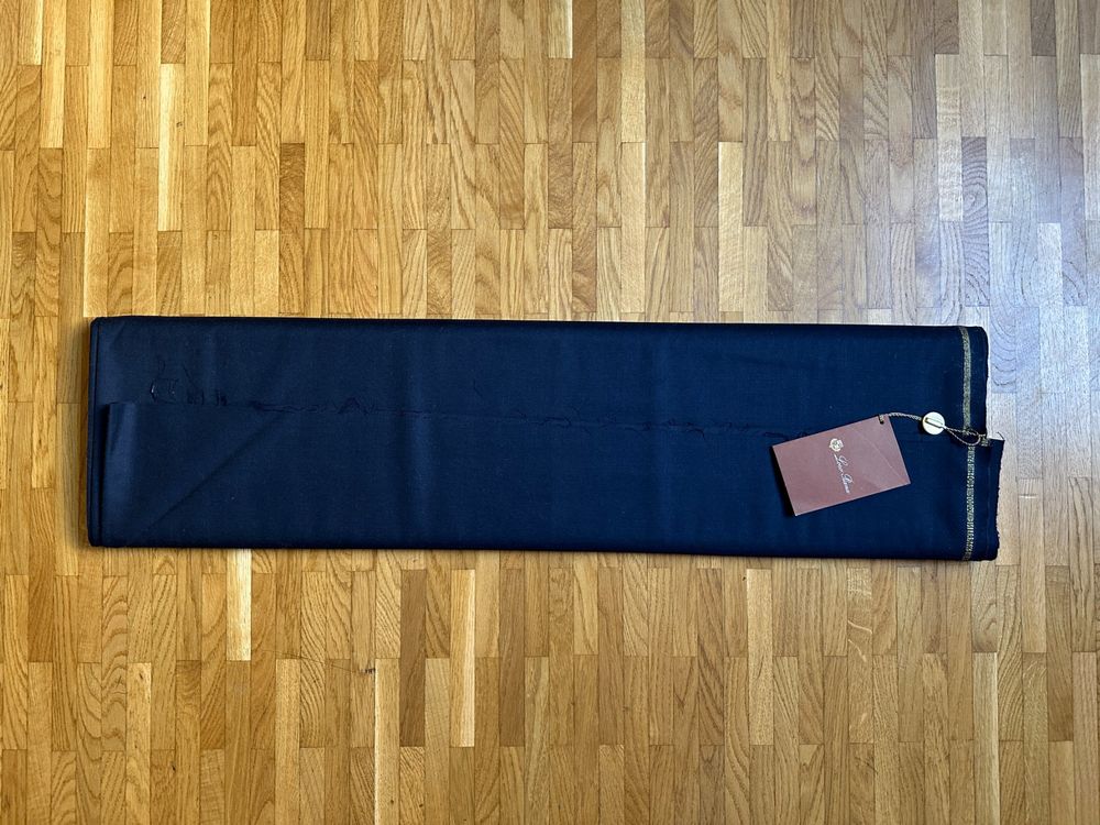 Loro Piana Super 160s Suit Fabric Navy Blue Wool 150cm x 4m (Neu und ...