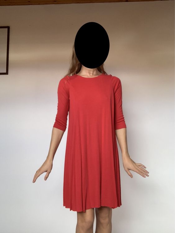 Red dress cos (Gebraucht) in Basel für CHF 20 – mit Lieferung auf ...