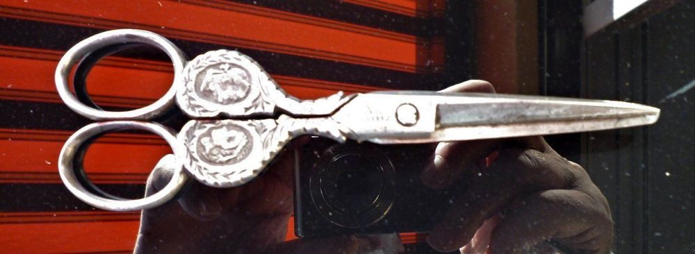 Schere mit Kaiser Franz Joseph und Sissi (Gebraucht) in Zürich für CHF ...