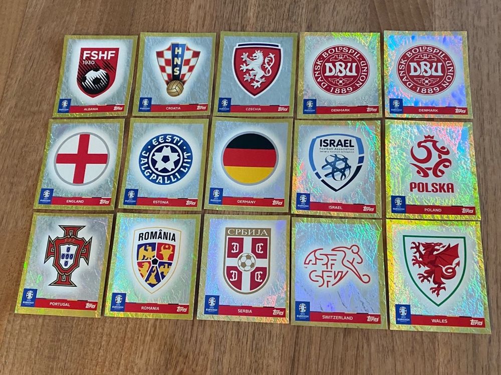 Topps Euro 2024 Sticker - 15 Wappen Sticker Gold | Kaufen auf Ricardo