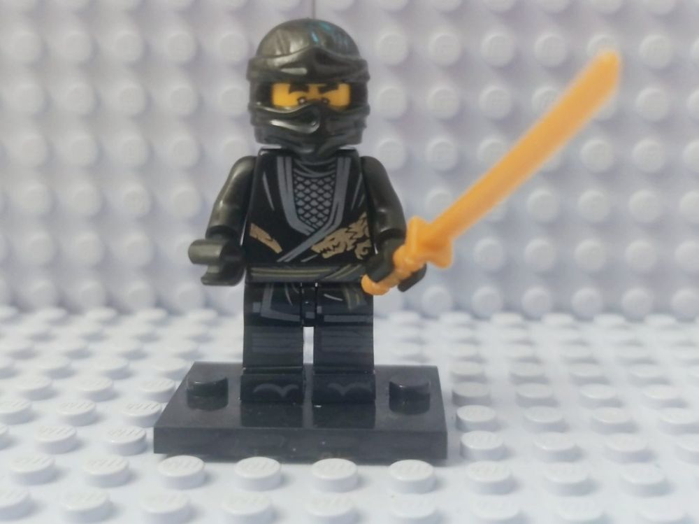 Ninjago Cole mit sword MINIFIGURE (Neu (gemäss Beschreibung)) in Zurich ...