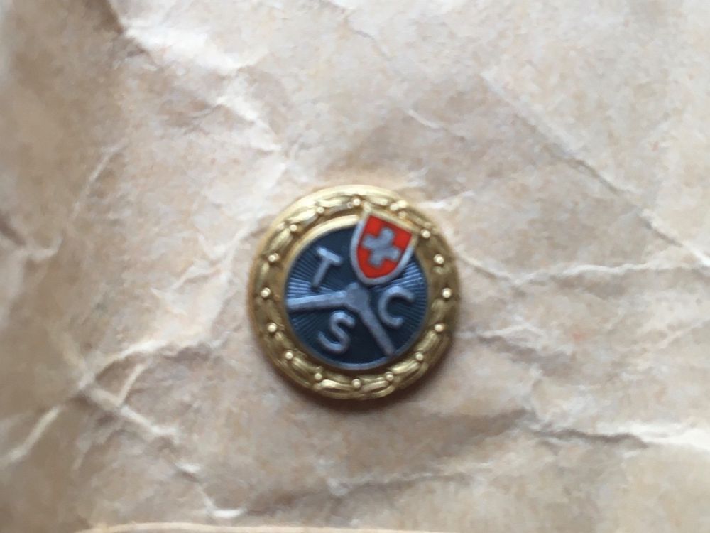 alter TCS-Pin - Veteranenabzeichen (Gebraucht) in für CHF 2 – mit ...
