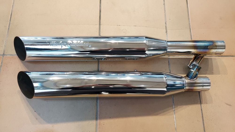 Harley-Davidson Auspuff FXSTD, FLSTF 80380-00 / 80379-00 (Gebraucht) in ...